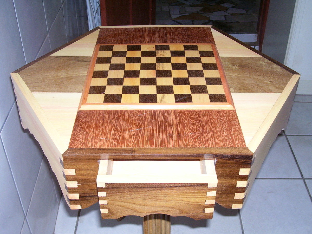 Chess table and stools - FineWoodworking