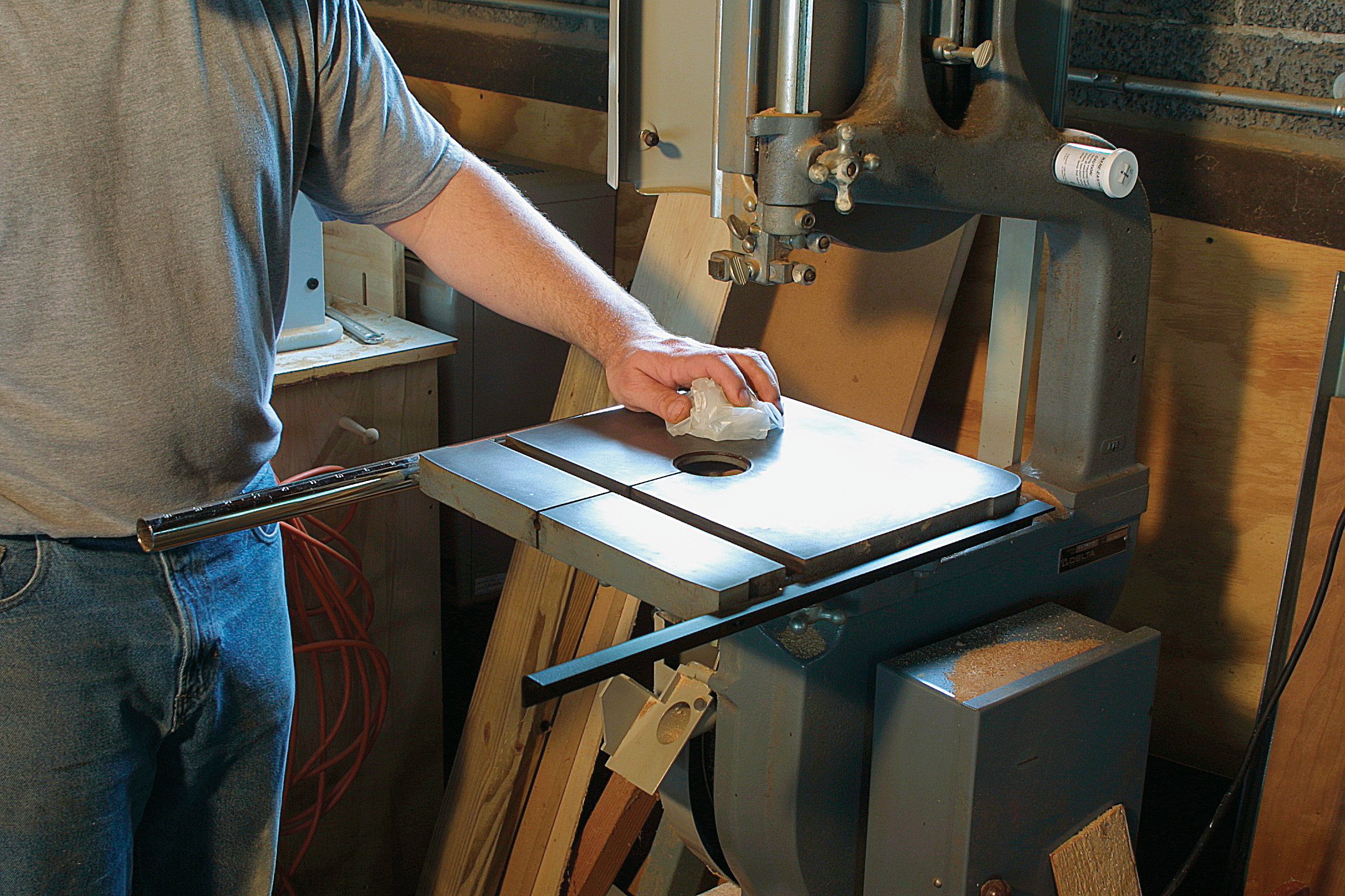 Protecting Surfaces in the Shop - FineWoodworking