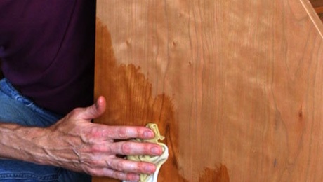 How to Apply a True Oil Finish - FineWoodworking