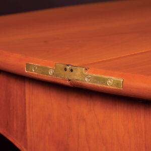 Expanding Table Looks Great Open or Closed - FineWoodworking