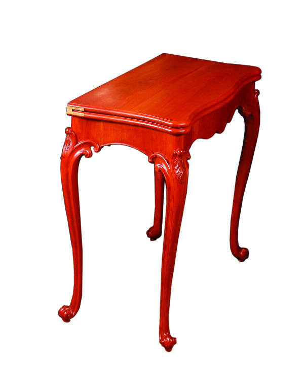 Expanding Table Looks Great Open or Closed - FineWoodworking