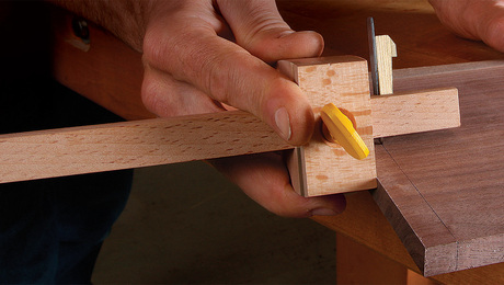 Every Woodworker Needs a Cutting Gauge - FineWoodworking