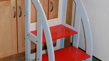 Mid-fine woodworking: Toddler's cooking stand - FineWoodworking