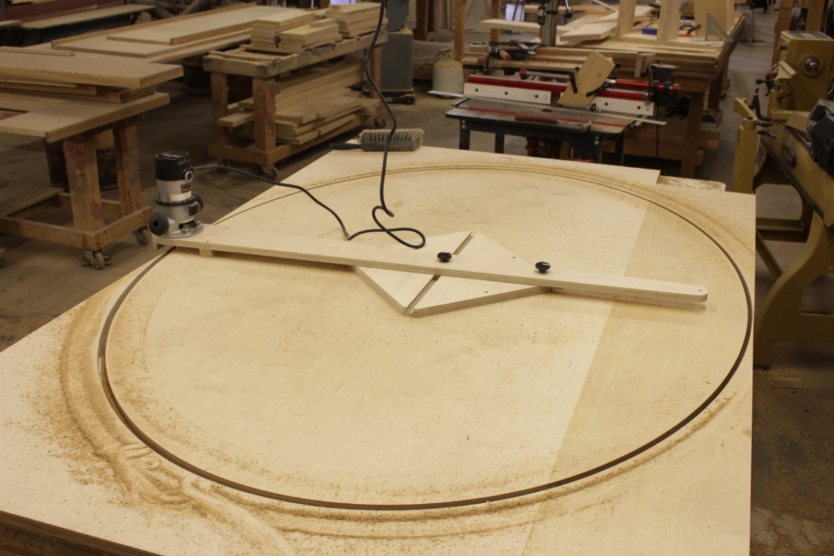 Large Elliptical Cutting Jig - FineWoodworking