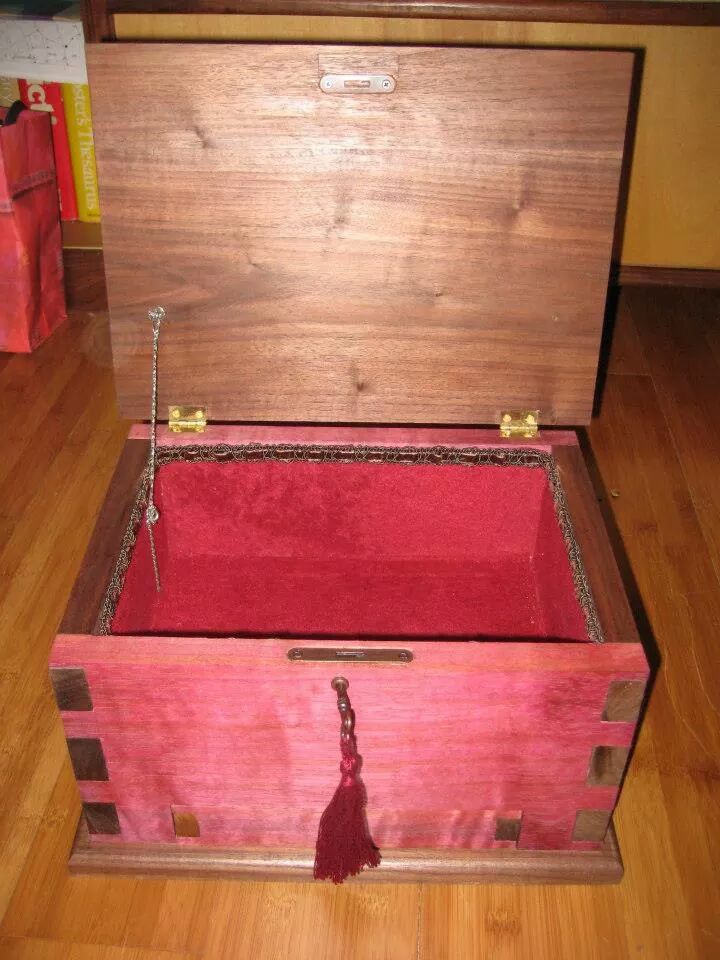 Handmade Keepsake Box - FineWoodworking