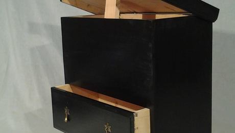 Early 18th century vernacular American chest over drawer - FineWoodworking