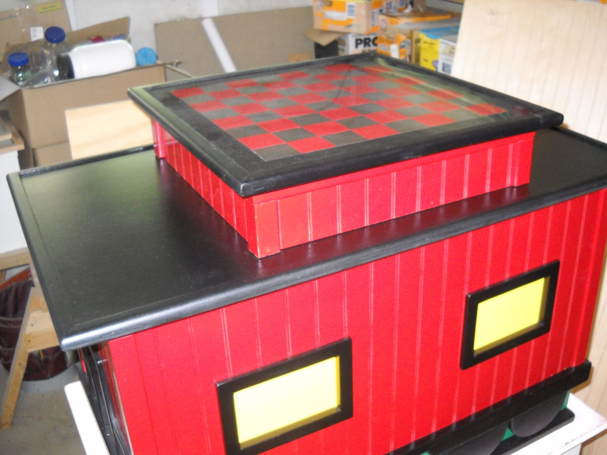 Caboose Toy Box - FineWoodworking