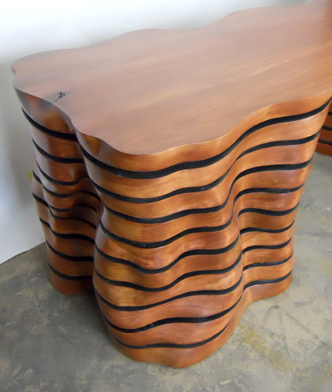 Wave Desk 2 - FineWoodworking