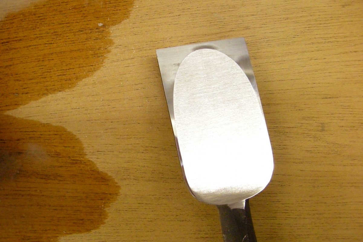 Japanese Chisel Tuneup: Flattening the Back - FineWoodworking