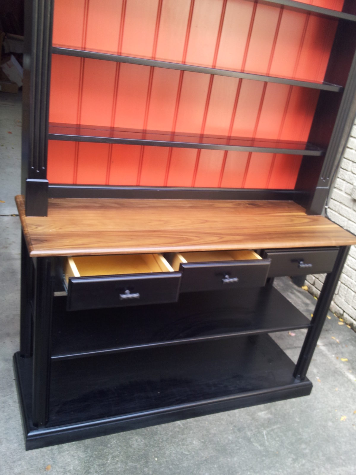 Welsh Hutch - FineWoodworking