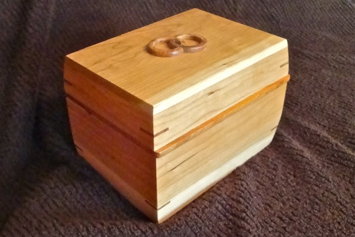 Cherry Recipe Box - FineWoodworking