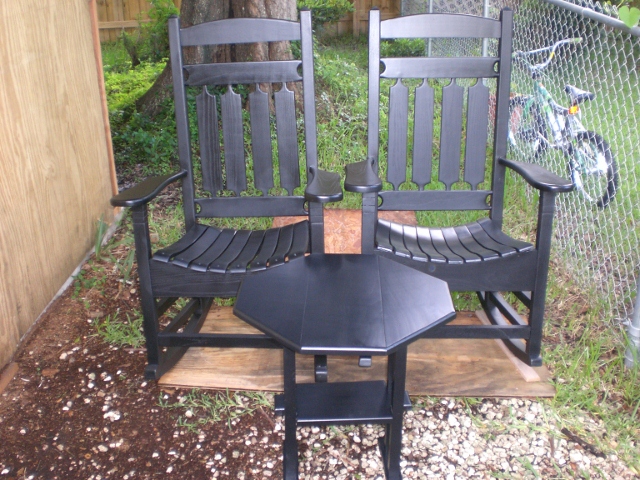 rocking chairs w/matching table - FineWoodworking