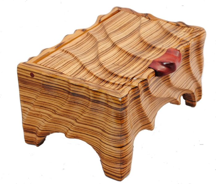 My latest box creation - FineWoodworking