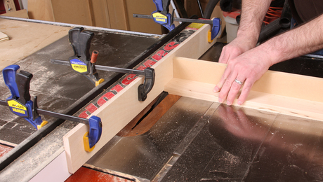 How to make a sacrificial rip fence that never wears out - FineWoodworking