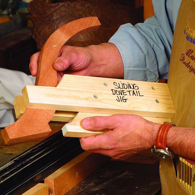 Free Plan: Tilt-top Table - FineWoodworking