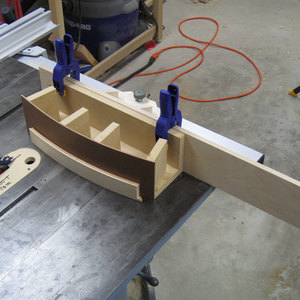 Routing grooves in curved drawers, part 2 - FineWoodworking