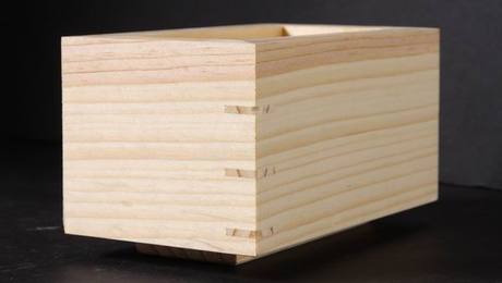 This mitered box is perfect for...what? - FineWoodworking