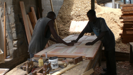 Innovative Workstation for African Carpenters - FineWoodworking