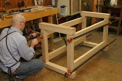 New video workshop: My massive bench - FineWoodworking