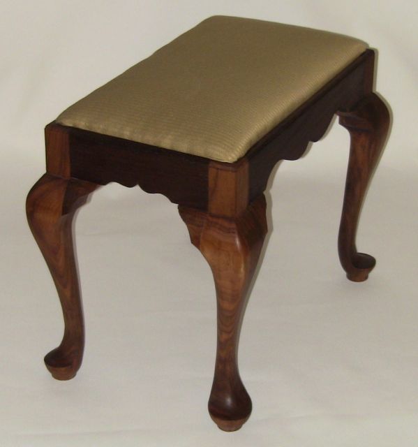 Queen Anne Foot Stool - FineWoodworking