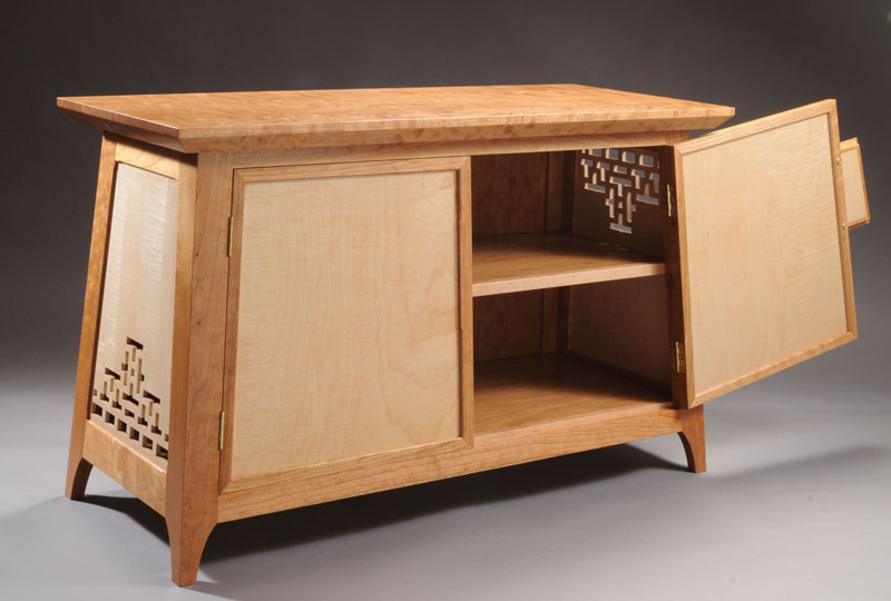 Cherry Linen Chest - FineWoodworking