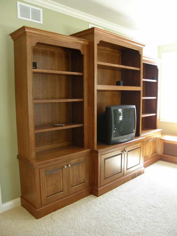 Cherry Entertainment Center - FineWoodworking