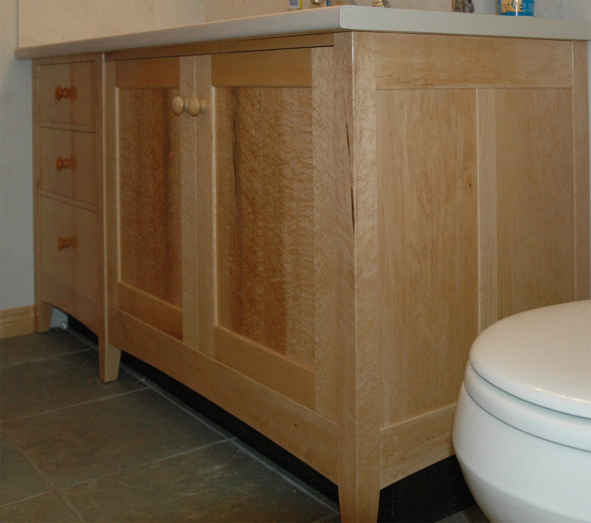 Bird's Eye Maple Vanity with handcut dovetail drawers - FineWoodworking