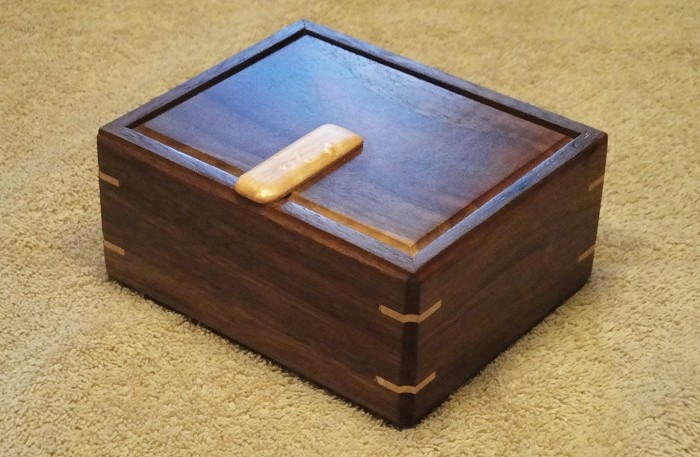 Walnut Box - FineWoodworking