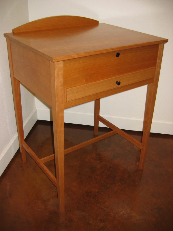 Standing Desk - FineWoodworking