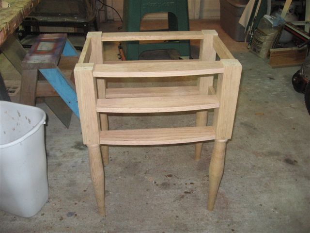 Lamp Table - FineWoodworking