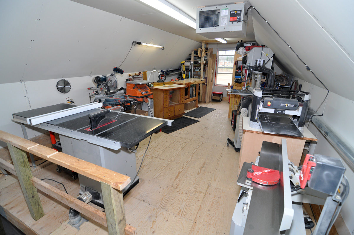 Compact but comfortable wood shop - FineWoodworking