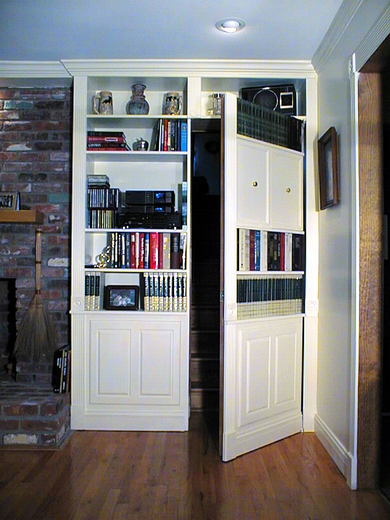 Built in Library and False Door - FineWoodworking