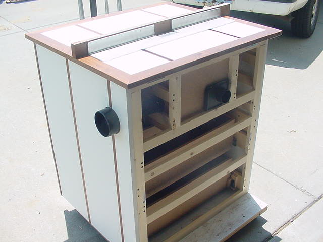 TOOL STORAGE/ROUTER STATION - FineWoodworking