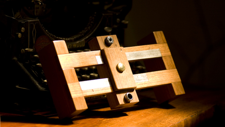 Centre scribe and drilling jig - FineWoodworking