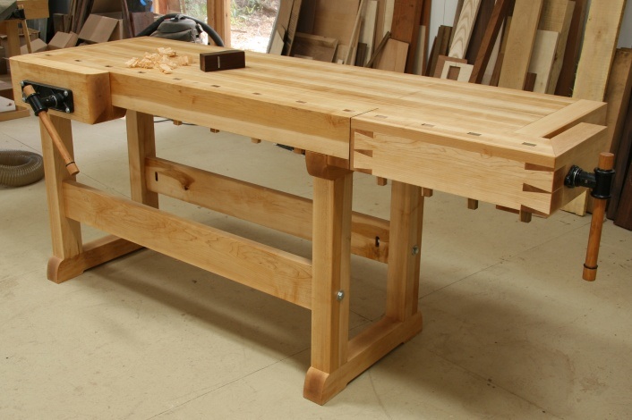 new workbench - FineWoodworking