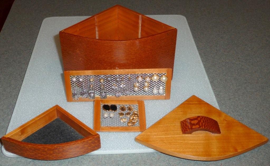 Corner Box - FineWoodworking