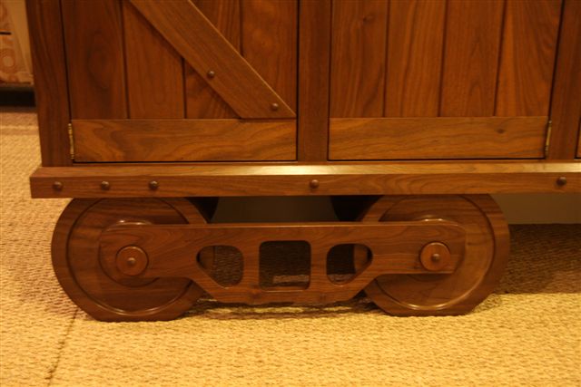 TRAIN CABINETS - FineWoodworking