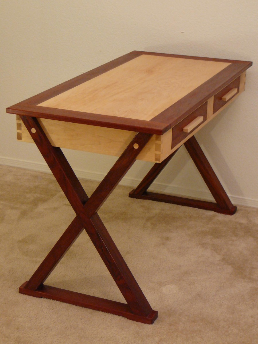 African Padauk and Hard Maple Desk - FineWoodworking