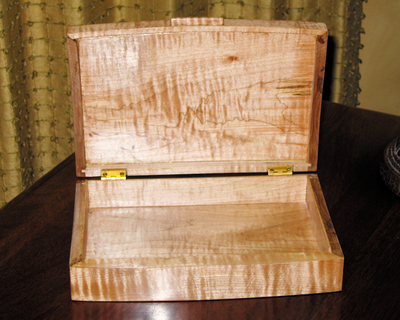 Curly maple box - FineWoodworking