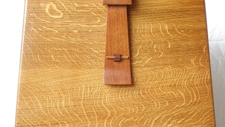 Small arts and crafts chest - FineWoodworking