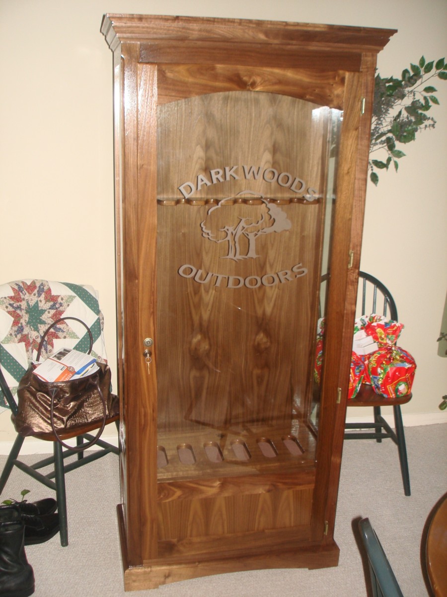 Soild Walnut gun case - FineWoodworking