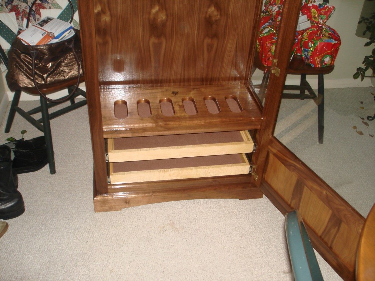 Soild Walnut gun case - FineWoodworking