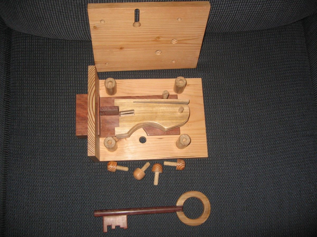 Wooden Safe lock - FineWoodworking