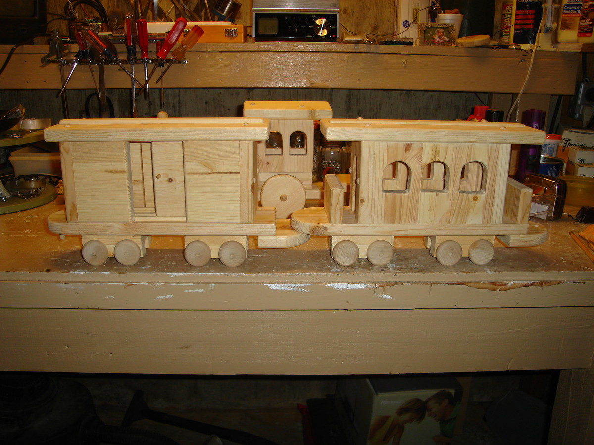 heritage train - FineWoodworking