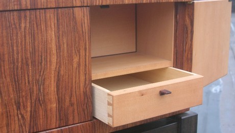 Kingwood Box on a Stand - FineWoodworking