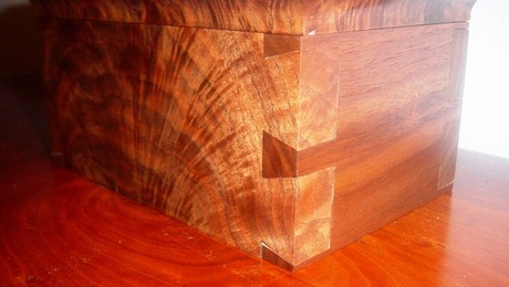 Walnut Box - FineWoodworking