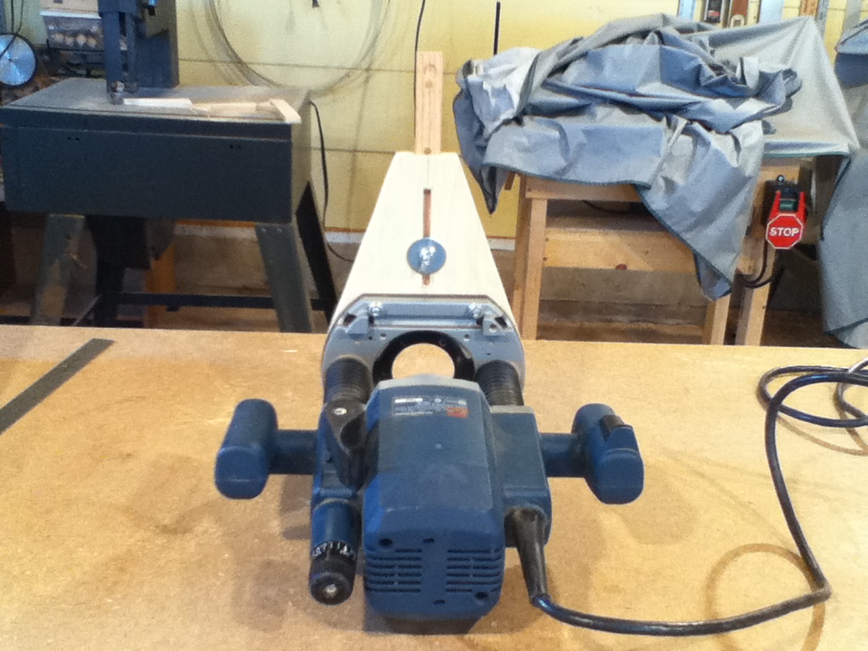 Router Circle Cutting Jig - FineWoodworking