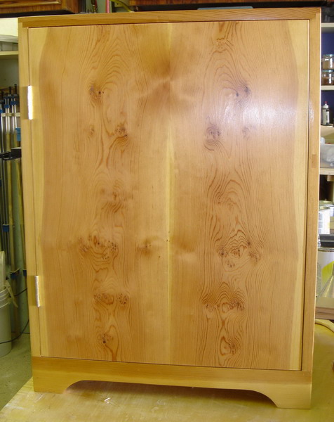 Pine stair treads as a cigar humidor. - FineWoodworking