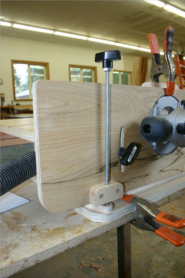 Horizontal Router Table - FineWoodworking