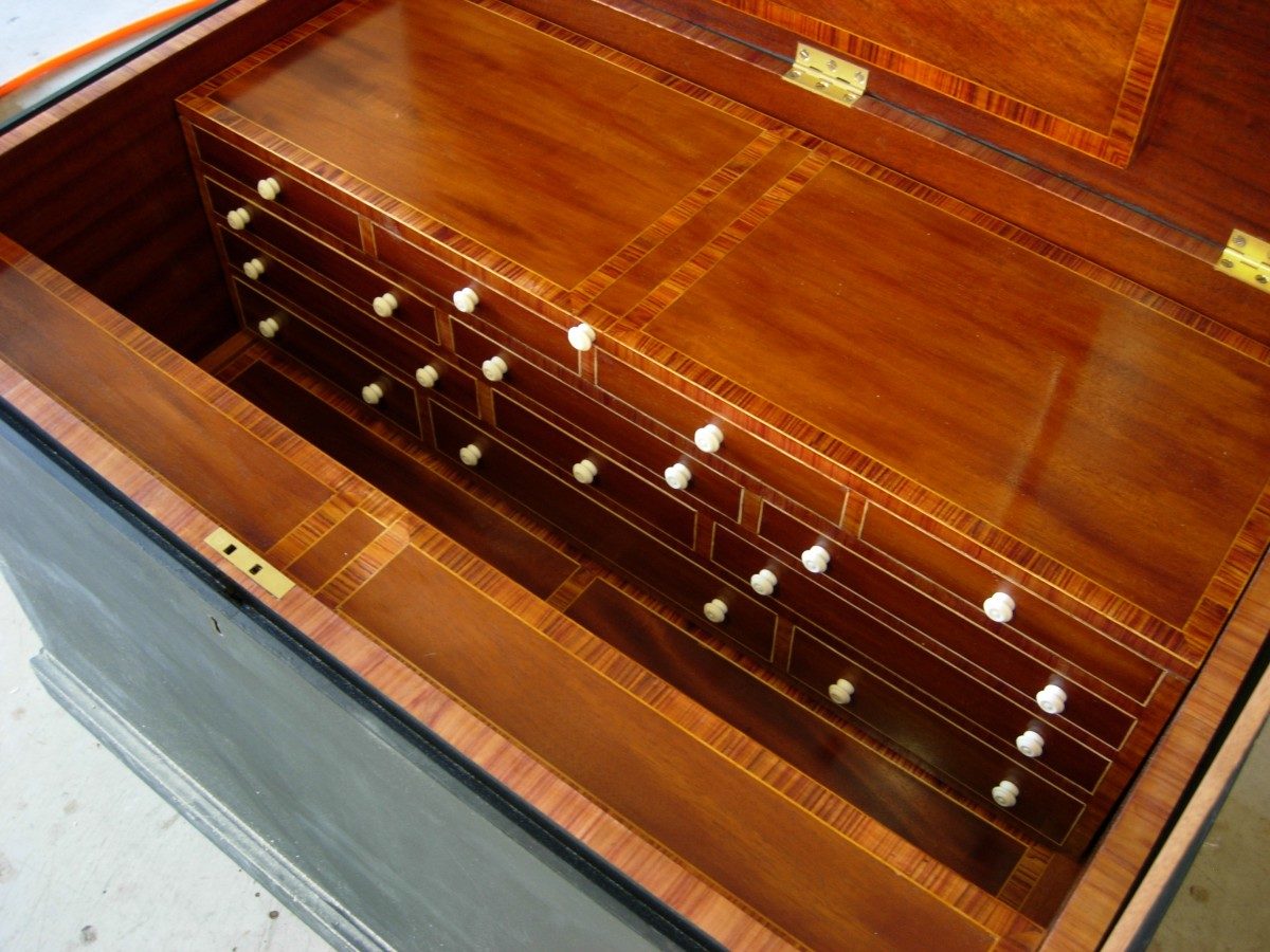 A replica of the Benjamin Seaton Tool chest - FineWoodworking